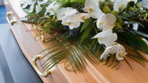 How to Start a Funeral Home | TRUiC